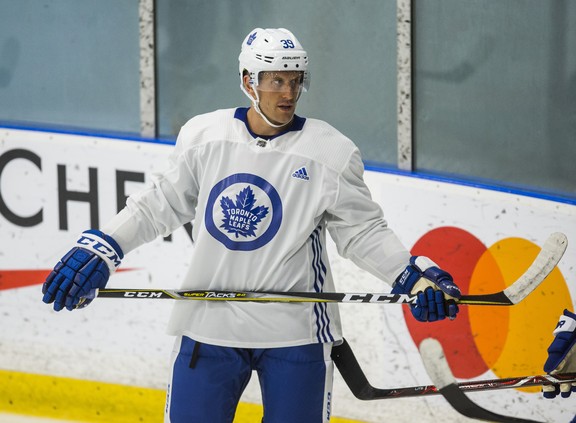 Movies beckon, but Rich Clune still has role with Maple Leafs | Toronto Sun