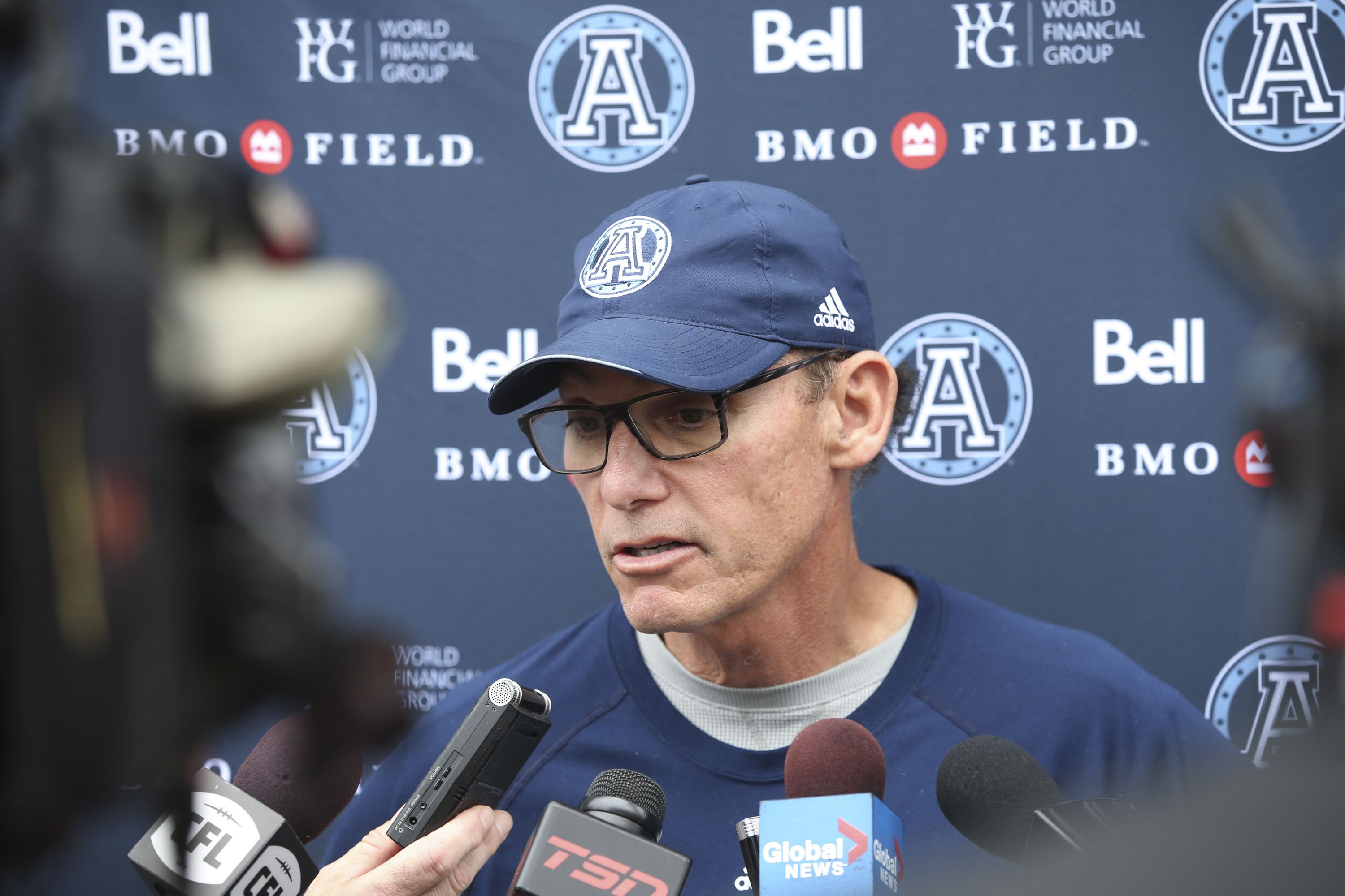 Popp and Trestman under microscope with Argos spiralling out of control ...
