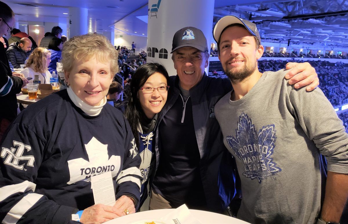 ULTIMATE LEAFS FAN: Leaf Moose loose in California | Toronto Sun