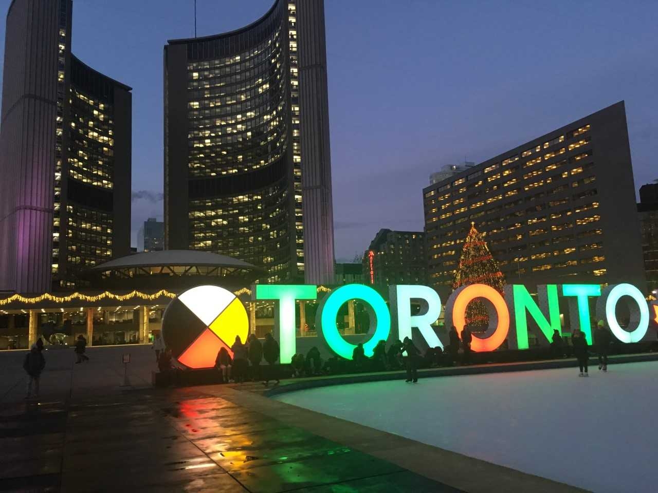 As Toronto remains locked down, mayor announces opening of rinks ...