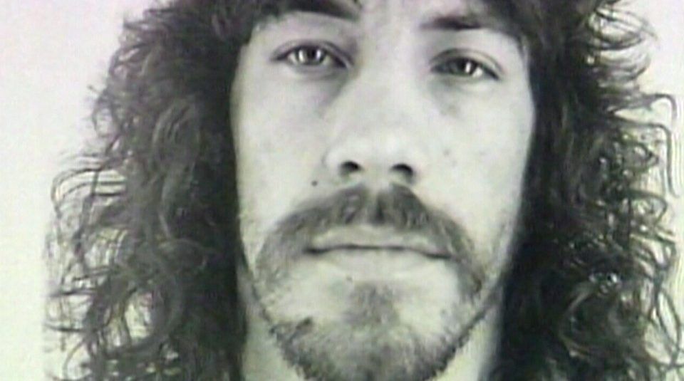 Sentenced to hang in '75, cop killer looking for love | Toronto Sun