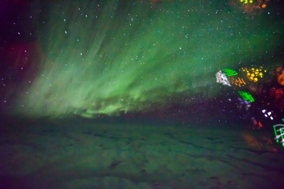 Flight to take people through curtain of northern lights | Toronto Sun