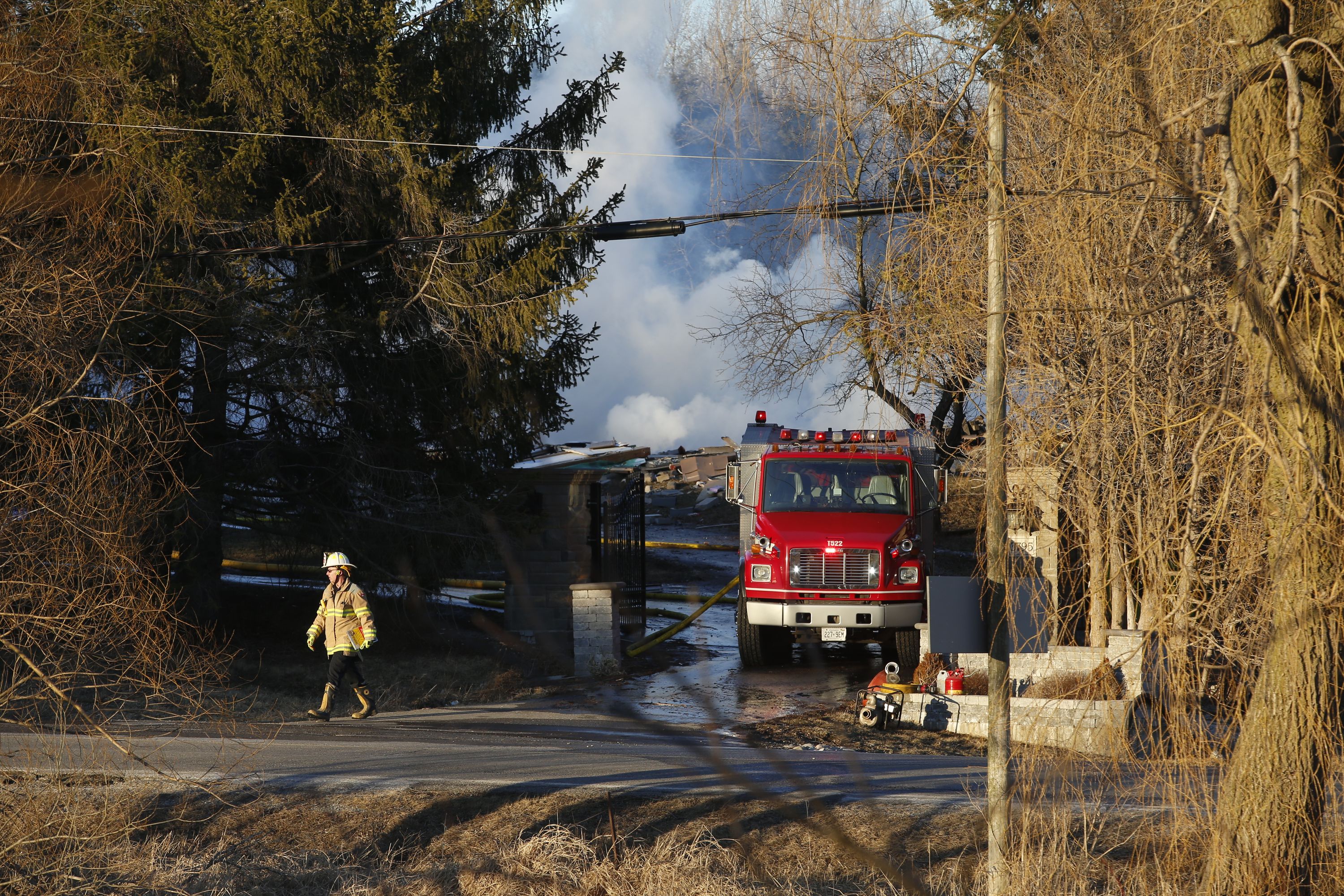 Explosion levels Pickering home, man sent to hospital | Toronto Sun