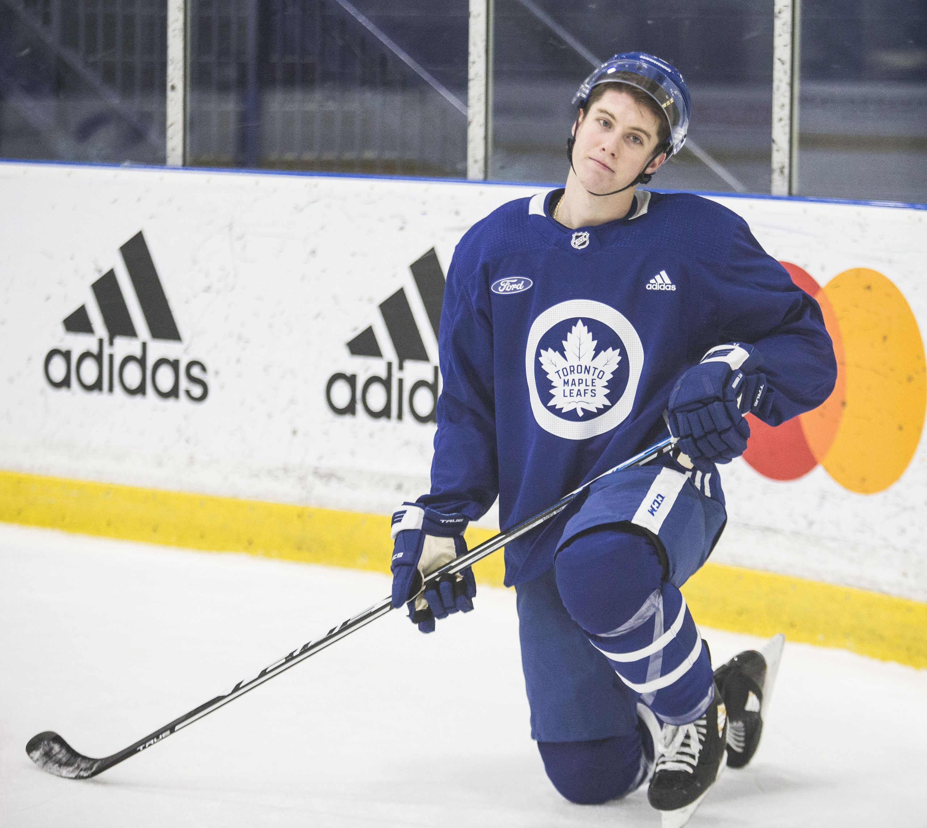 Marner's selfless acts go a long way in the Leafs dressing room ...