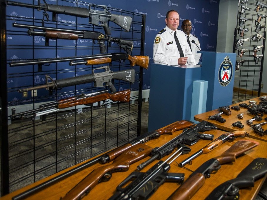 Toronto Police buyback program nets 3,100 guns | Toronto Sun