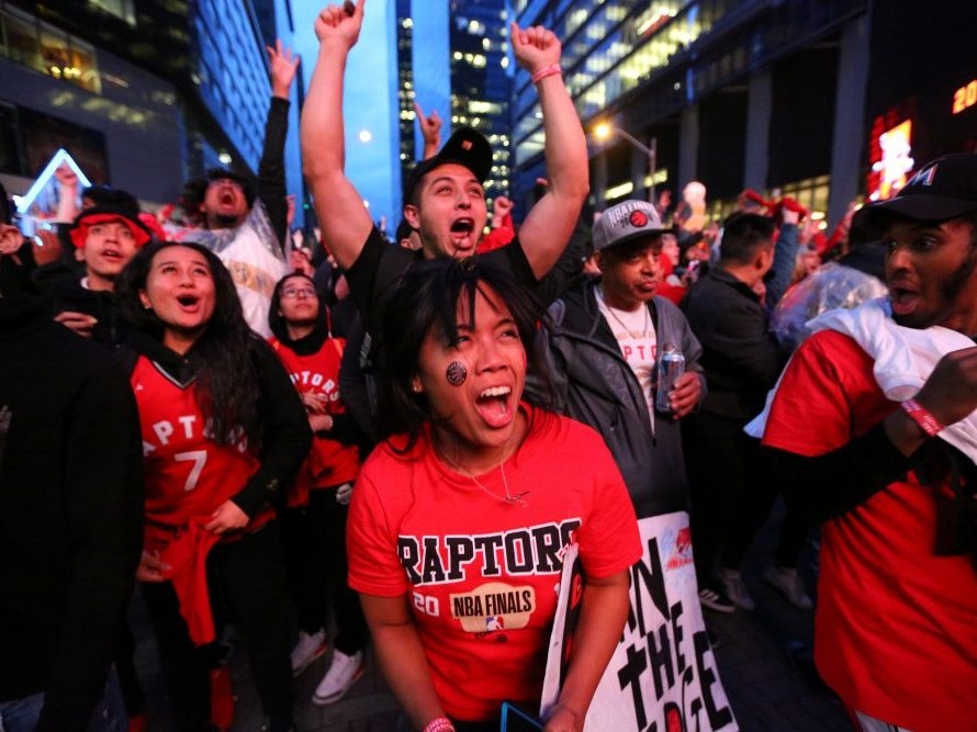 Tailgate parties return for both Raptors, Leafs playoff runs | Toronto Sun