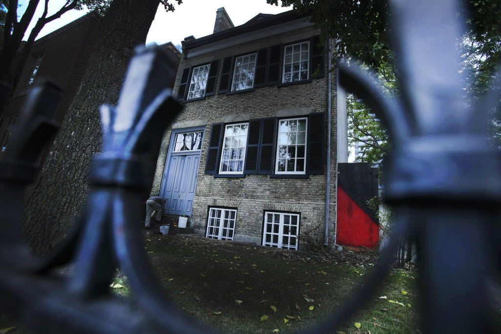 GHOST GUIDE: Where to spot spirits in Toronto this Halloween | Toronto Sun