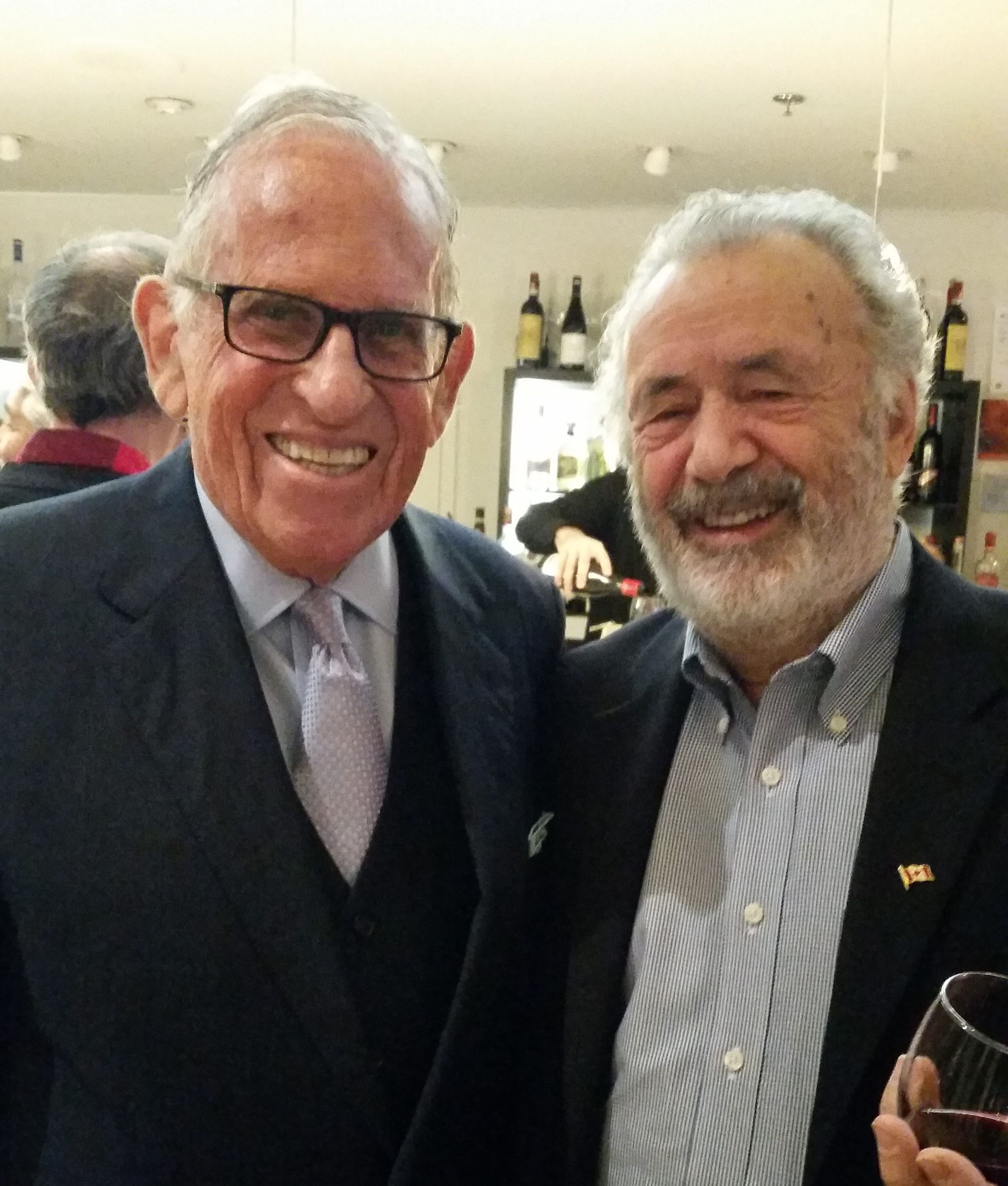 A hug for Un Abbraccio! | Toronto Sun