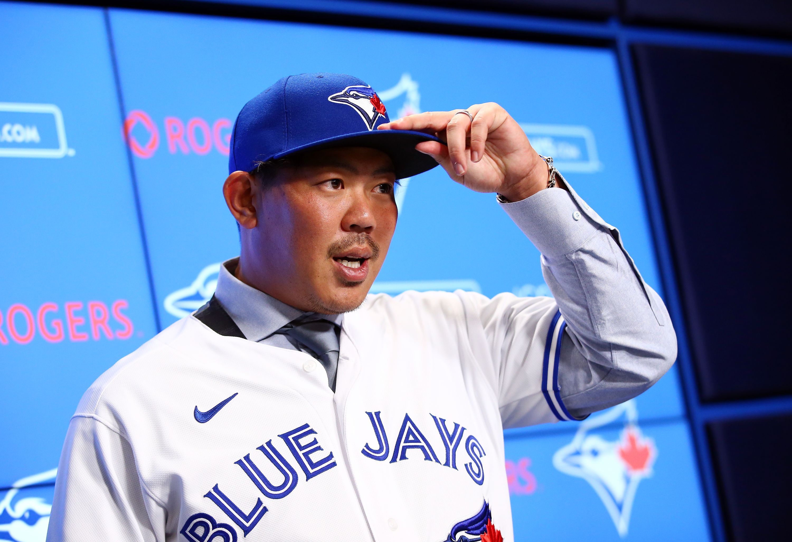 Yamaguchi brings jokes, power arm to bid to make Jays' rotation ...