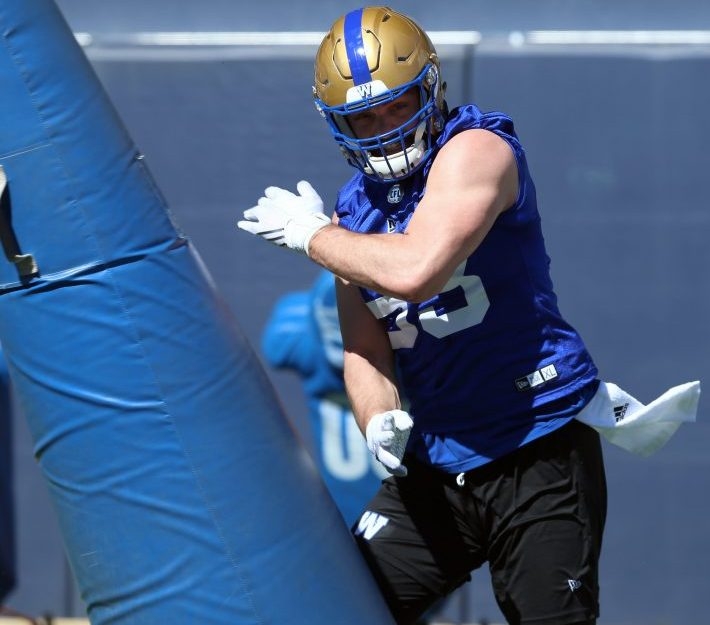 From post moves to swim moves, sports run deep in the Roh family ...