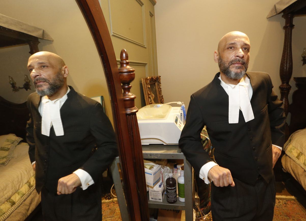 Flamboyant, theatrical lawyer Edward Sapiano dies of kidney failure ...