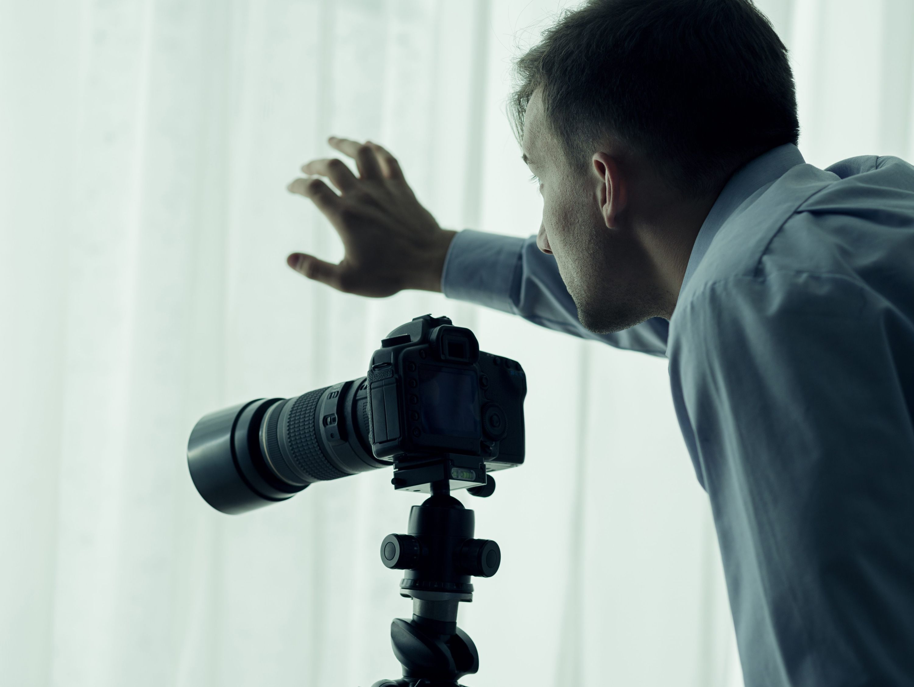 ASK AMY: Voyeur son may be reoffending from home | Toronto Sun