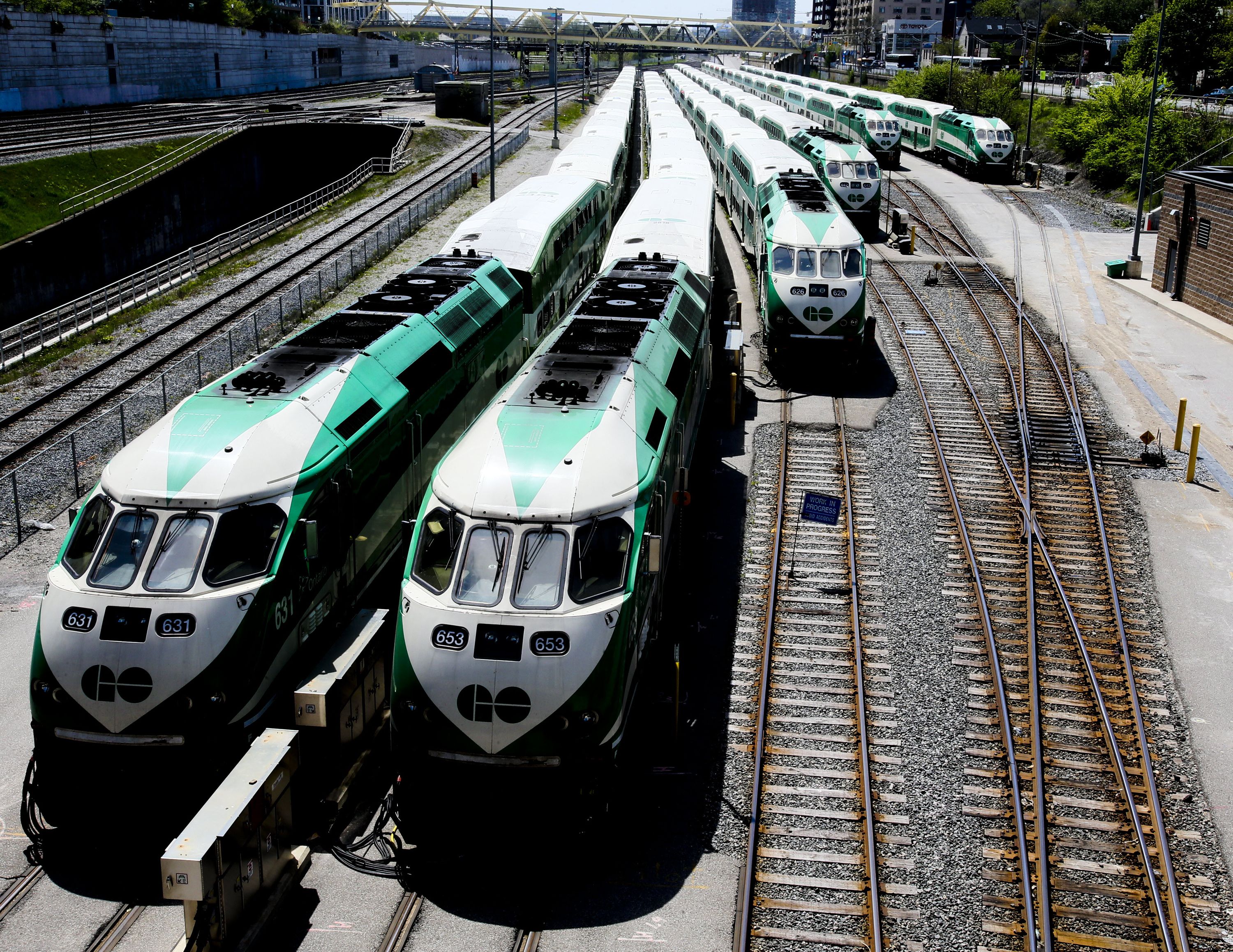 GO Transit cuts service again; stations closed for cleaning | Toronto Sun