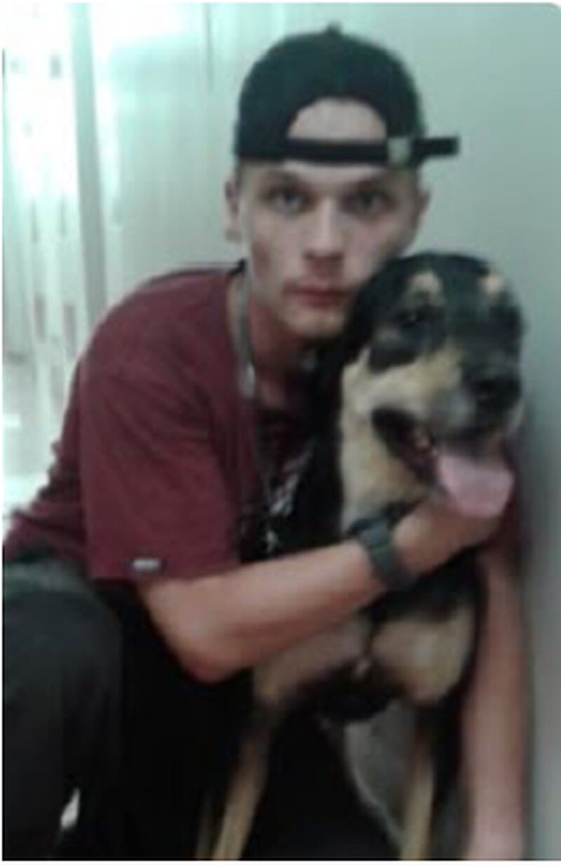 Police seek suspect in fatal downtown stabbing | Toronto Sun