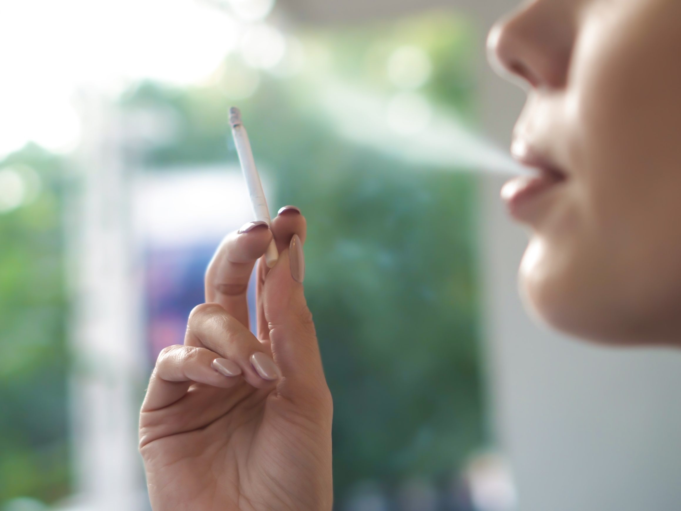 ASK AMY: Smoker would rather fight, than quit | Toronto Sun