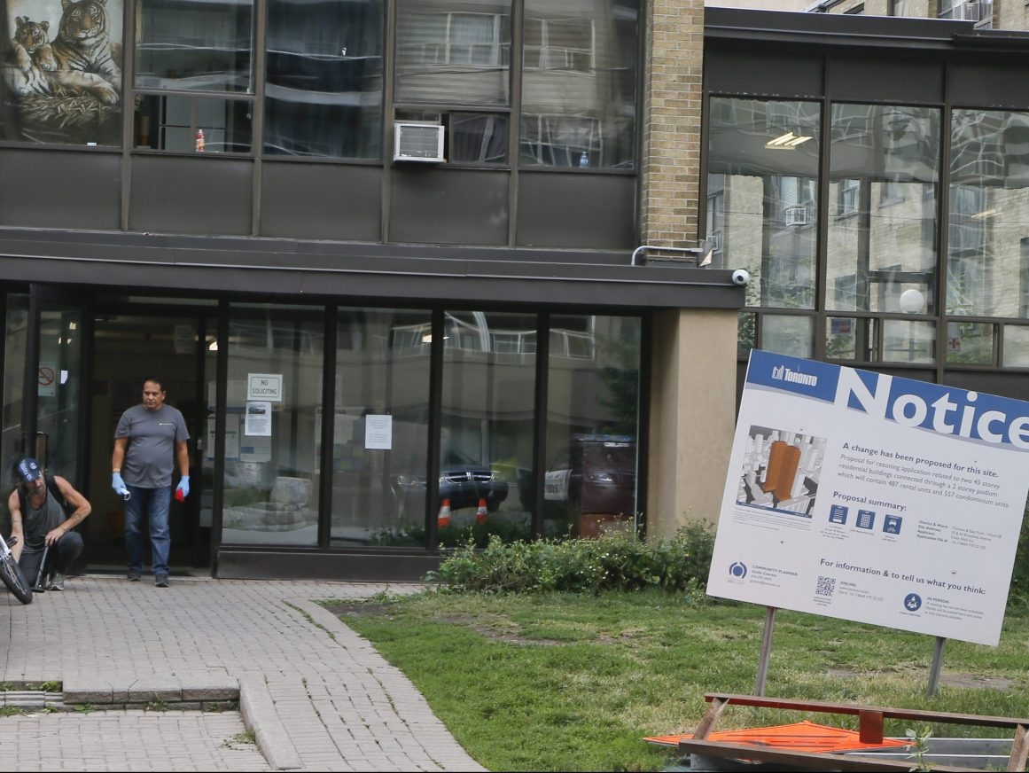 Temporary midtown Toronto homeless shelters to be vacated this week ...