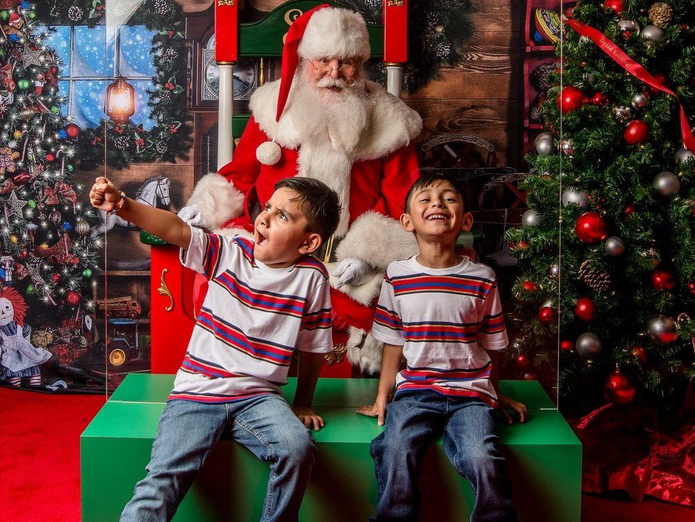 Here comes Santa Claus, right down plexiglass lane | Toronto Sun