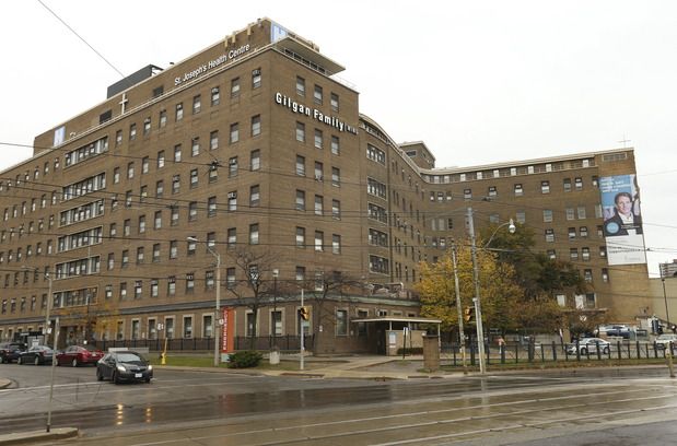 Three Toronto hospitals dealing with COVID-19 outbreaks | Toronto Sun