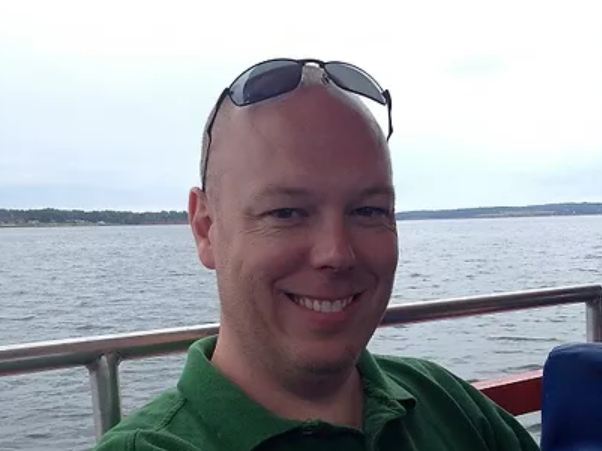 GTA woman sells cheesecake to raise PTSD awareness after brother's ...