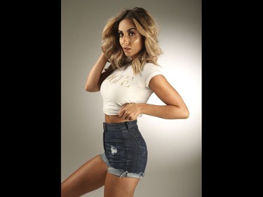 SUNshine Girl Michelle | Toronto Sun