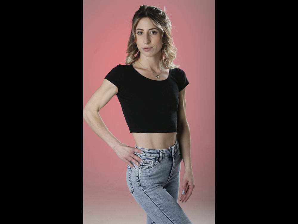 SUNshine Girl Taylor | Toronto Sun