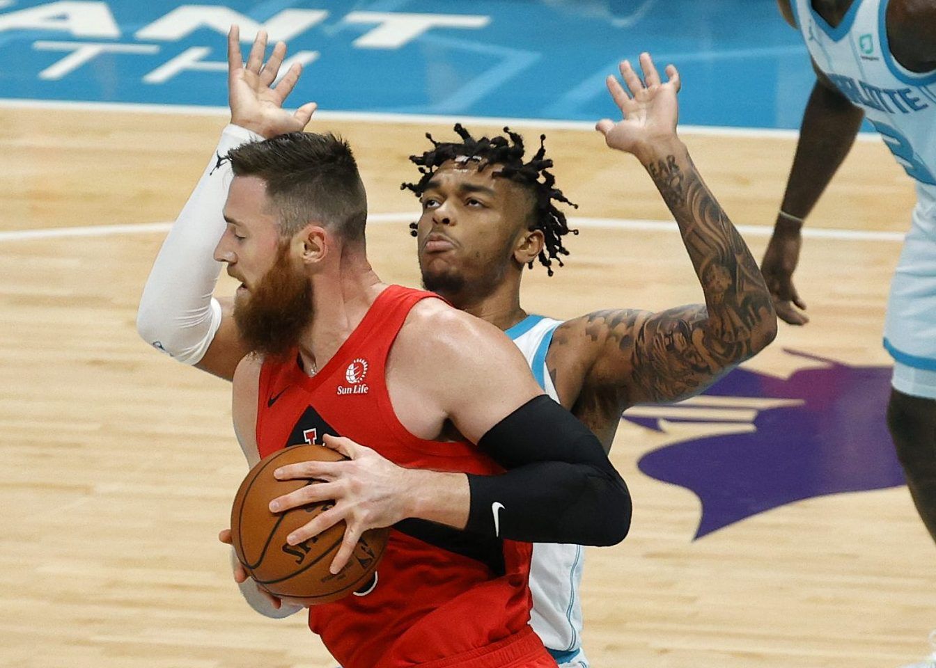 Centre-of-attention Baynes slowly finding his groove as Raptors hold ...