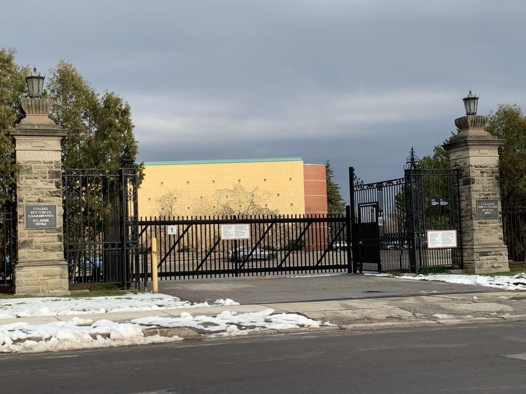 WARMINGTON: Communist Chinese troops observed military exercises on ...