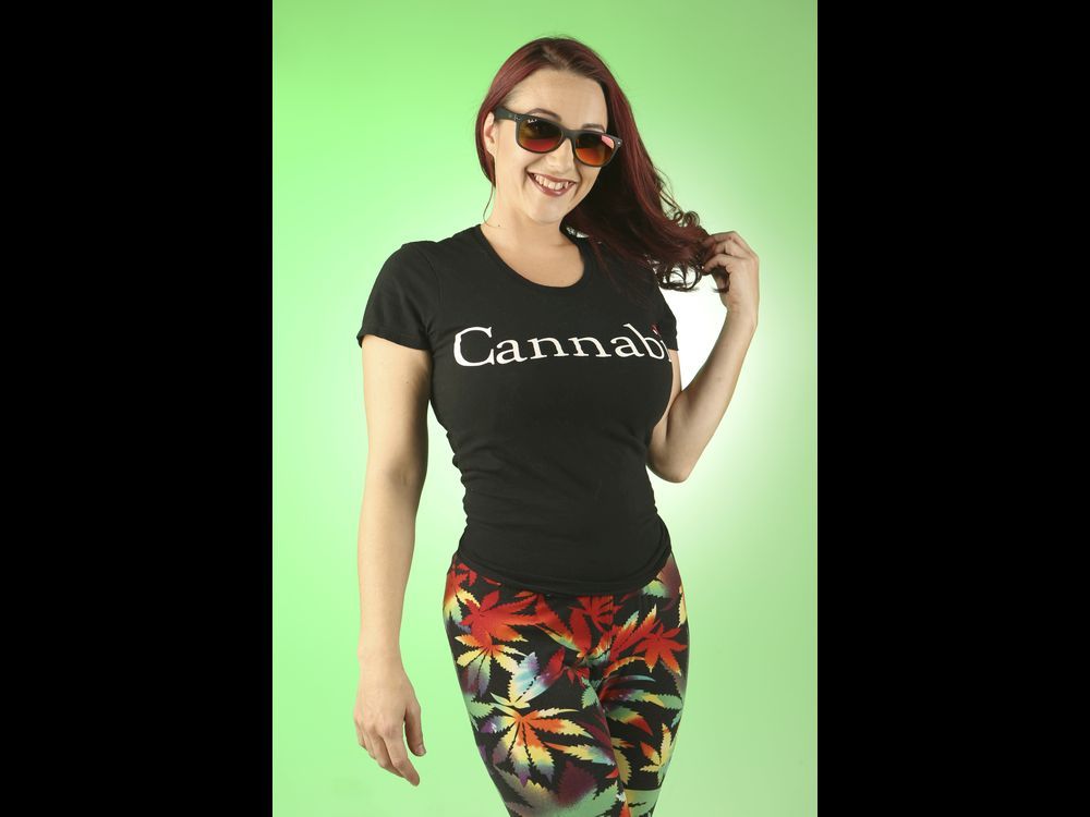 SUNshine Girl Marijane | Toronto Sun