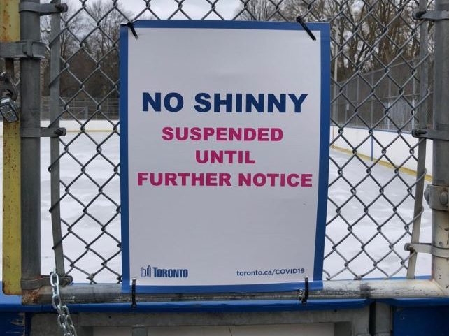 Toronto shuts out shinny from its outdoor rinks | Toronto Sun