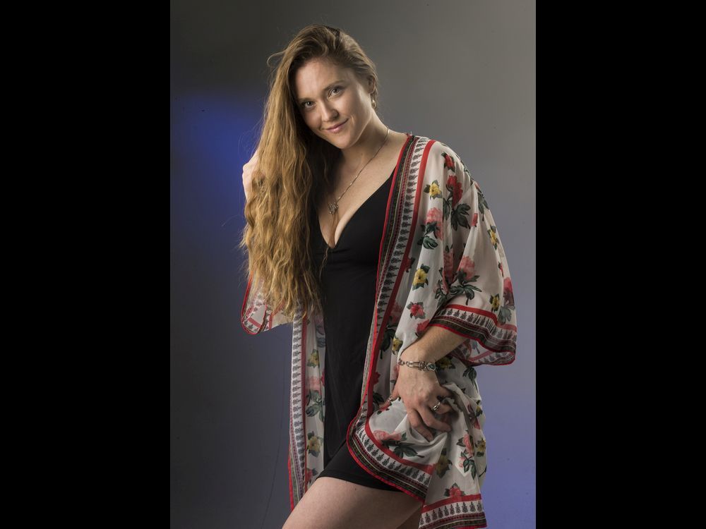 SUNshine Girl Emily | Toronto Sun