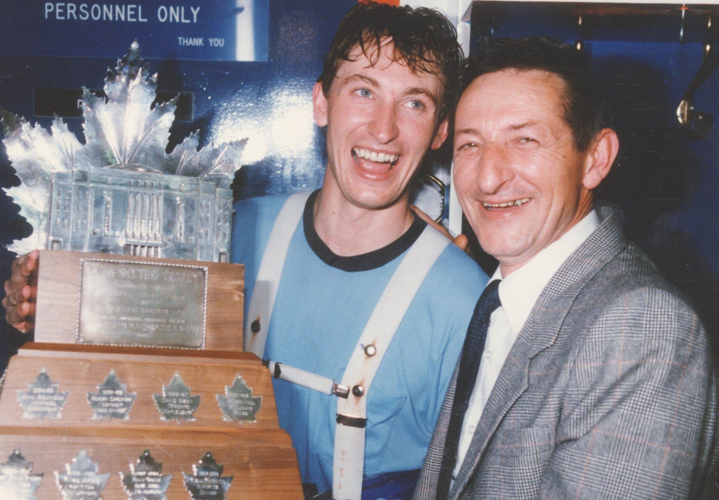 'ALWAYS THE GENTLEMAN': Tributes pour in for Walter Gretzky | Toronto Sun
