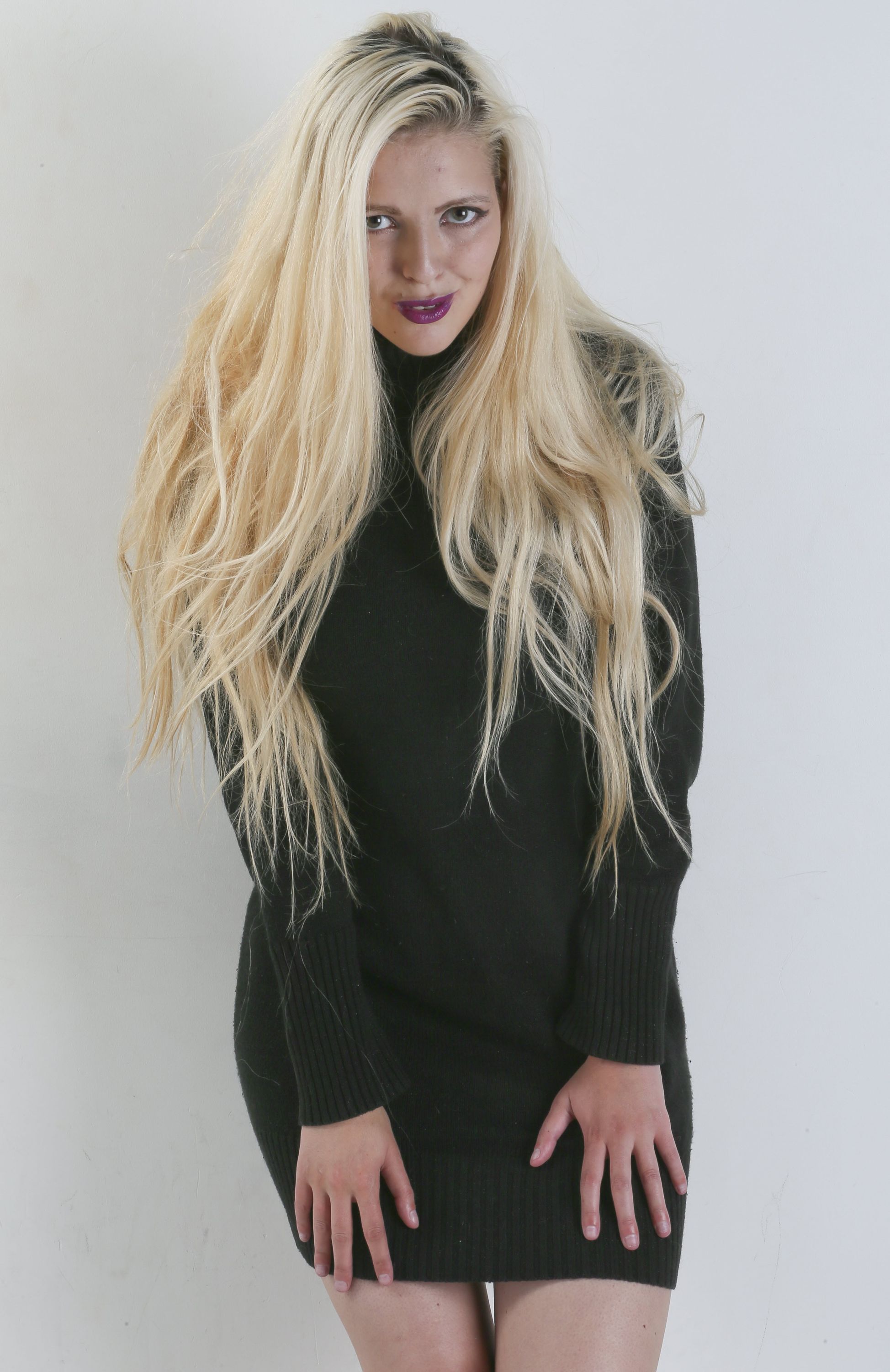 SUNshine Girl Ana | Toronto Sun