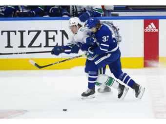 Business as usual for Matthews, Marner as Leafs easily beat Canucks ...