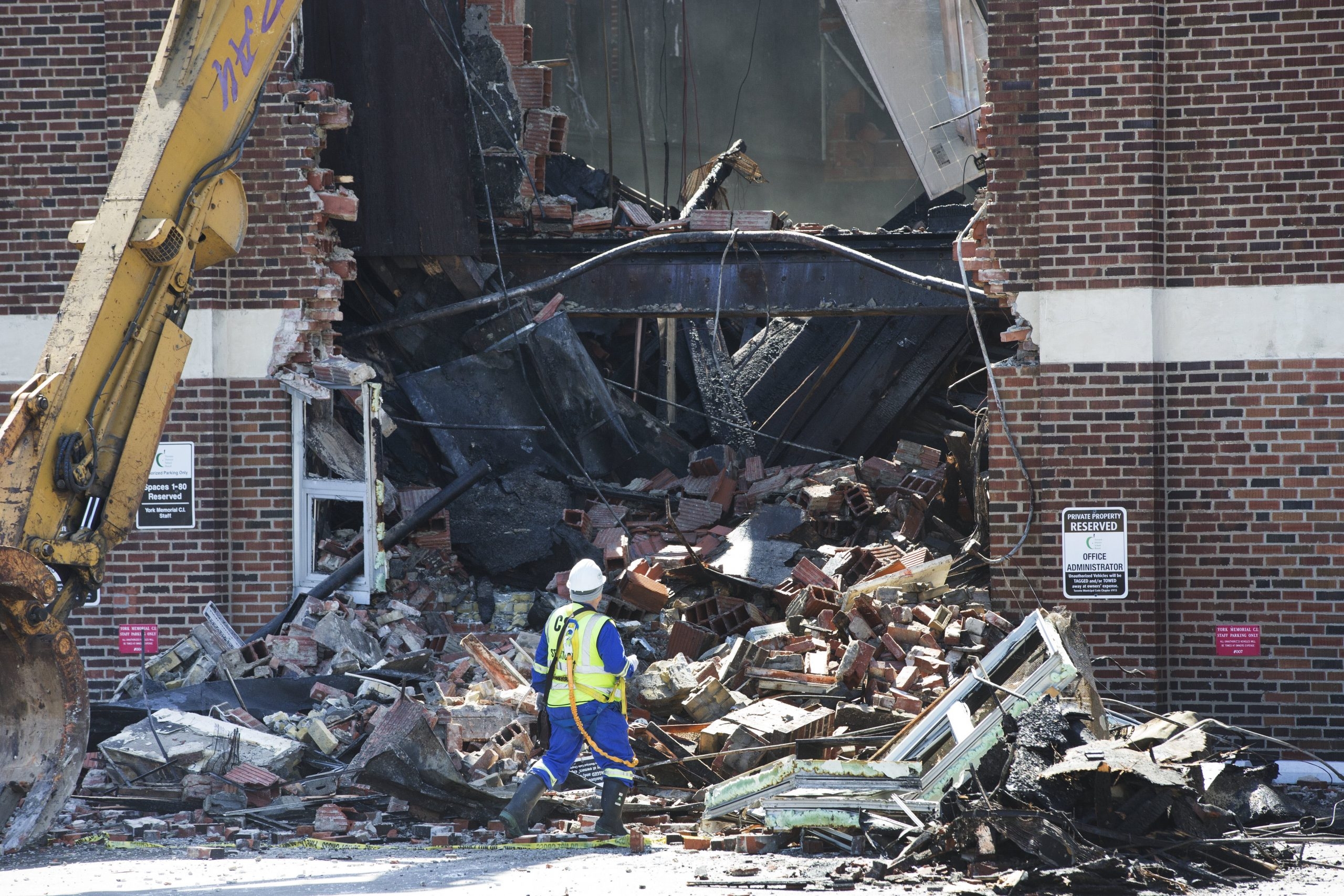 Toronto's city manager fires back at TDSB over $90-million fire suit ...