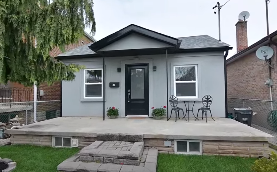 Toronto bungalow with open-concept basement bedroom sells for $1M ...