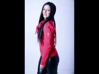 SUNshine Girl Magui | Toronto Sun