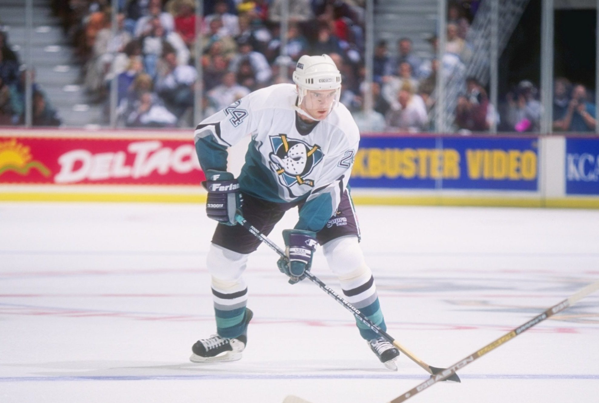 Former Leafs, Habs defenceman Kurvers dies | Toronto Sun