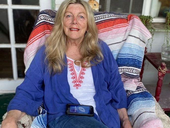 Woman's lost wallet turns up 46 years later in movie theatre | Toronto Sun