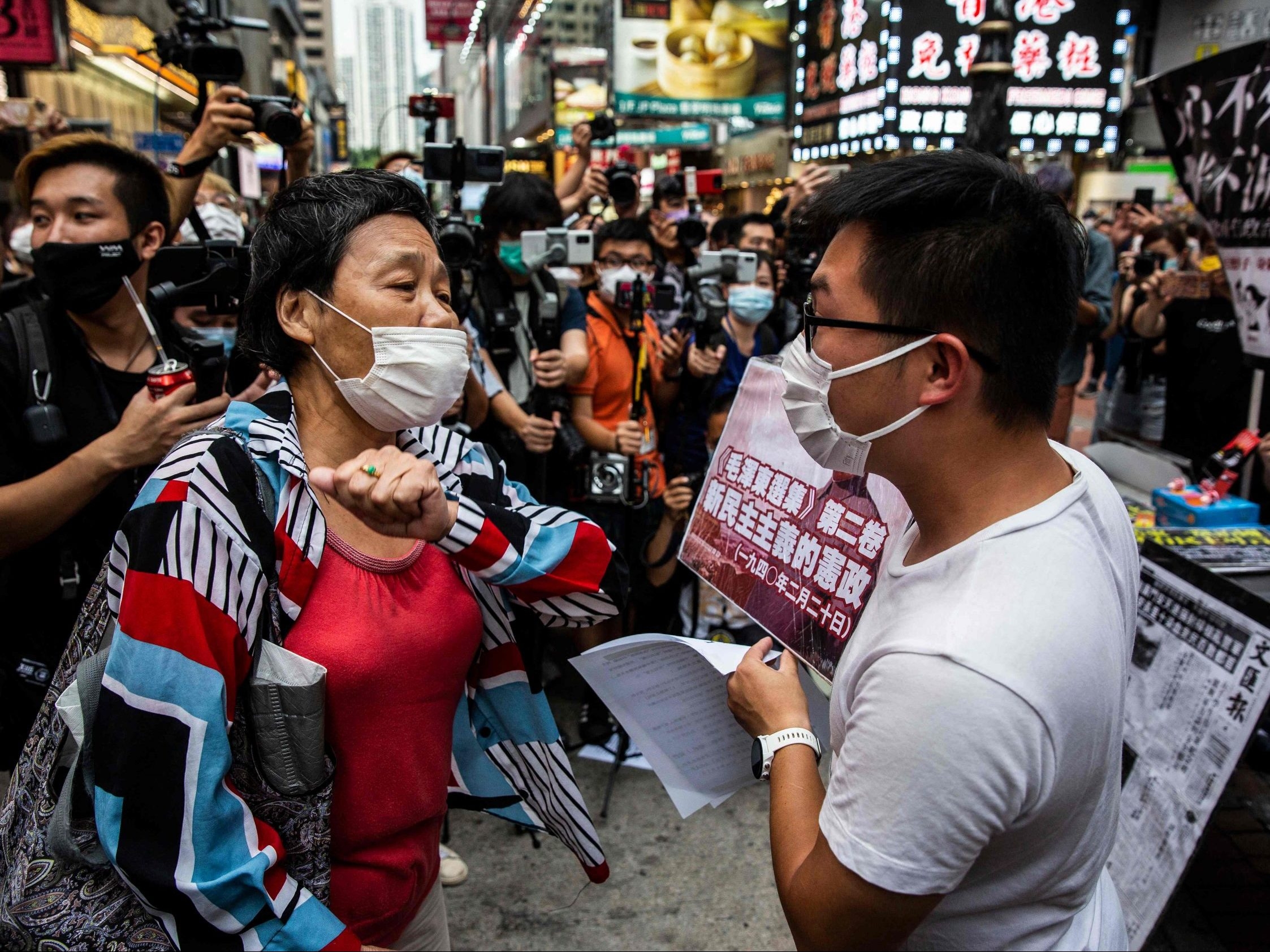 Hong Kong Locks Down Tiananmen Vigil Park Amid Tight Security Arrests