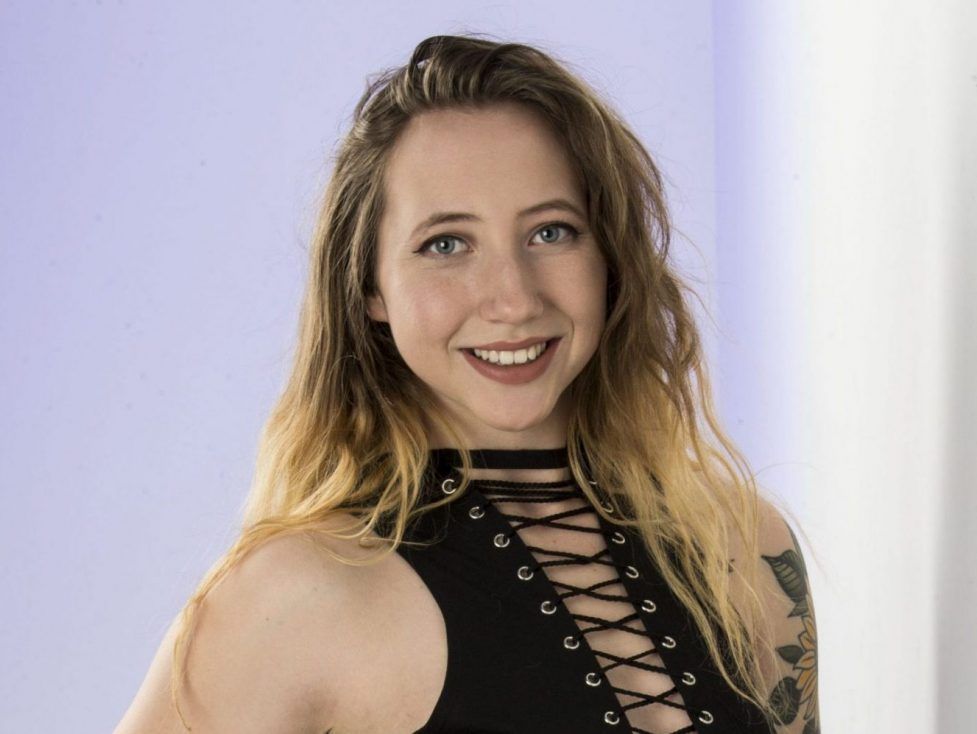 SUNshine Girl Monique | Toronto Sun