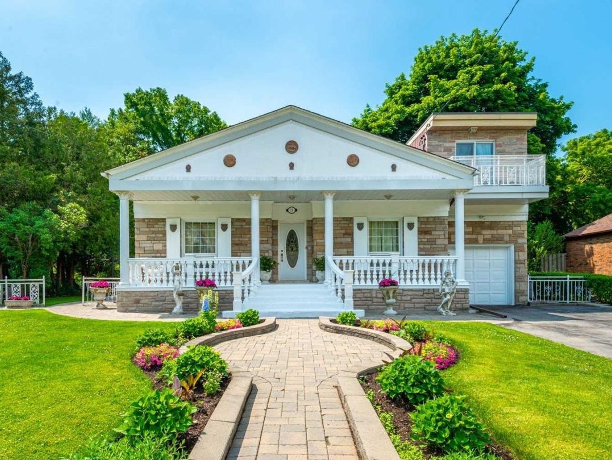 My Big Fat Greek Wedding's Toronto house can be yours | Toronto Sun