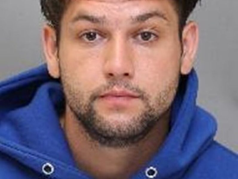 Man Wanted In Elevator Sex Assault Toronto Sun 1026