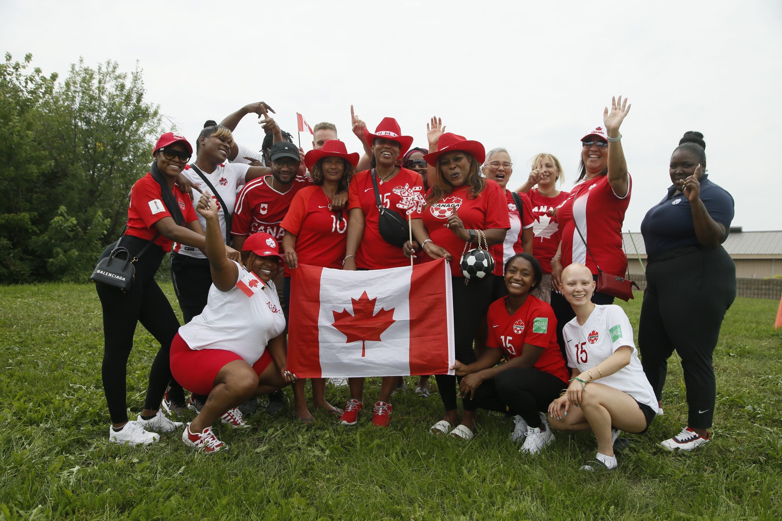 BEND IT LIKE CANADA! Parents react to historic female soccer team's ...