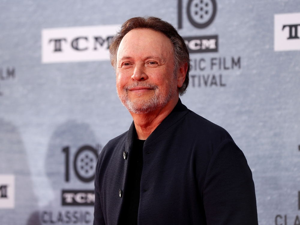 Billy Crystal got high as a kite before medical scan | Toronto Sun