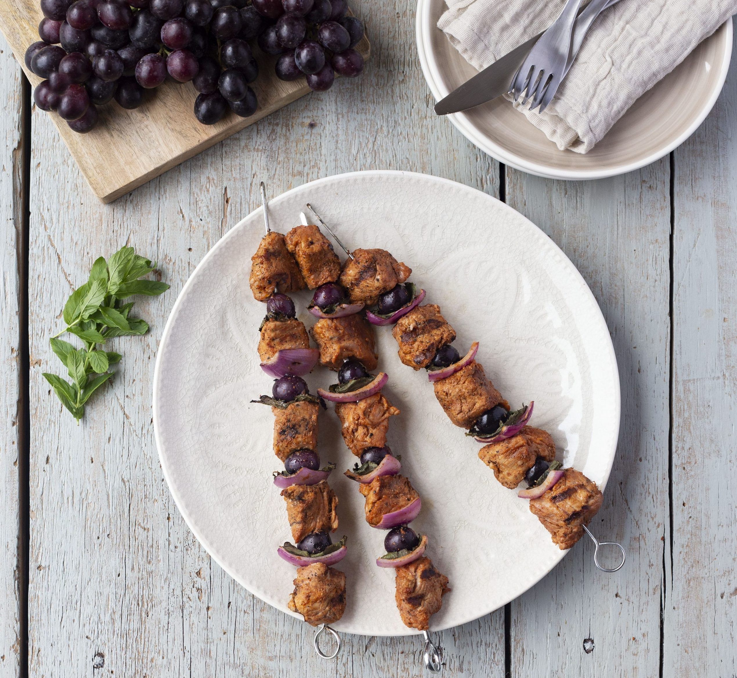 A grape catch-up with celebrity chef Roger Mooking | Toronto Sun