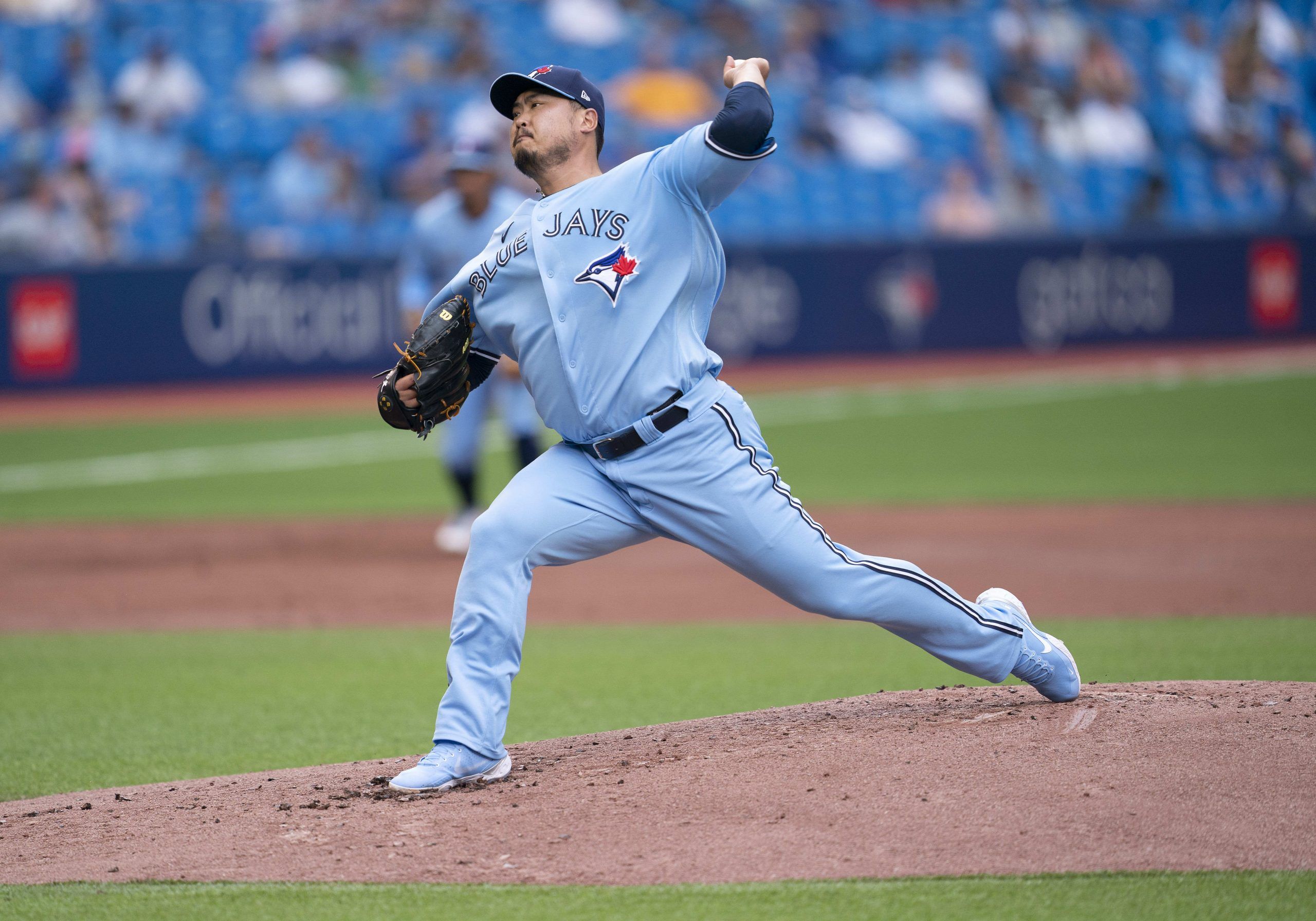 Blue Jays snap losing skid thanks to Ryu | Toronto Sun