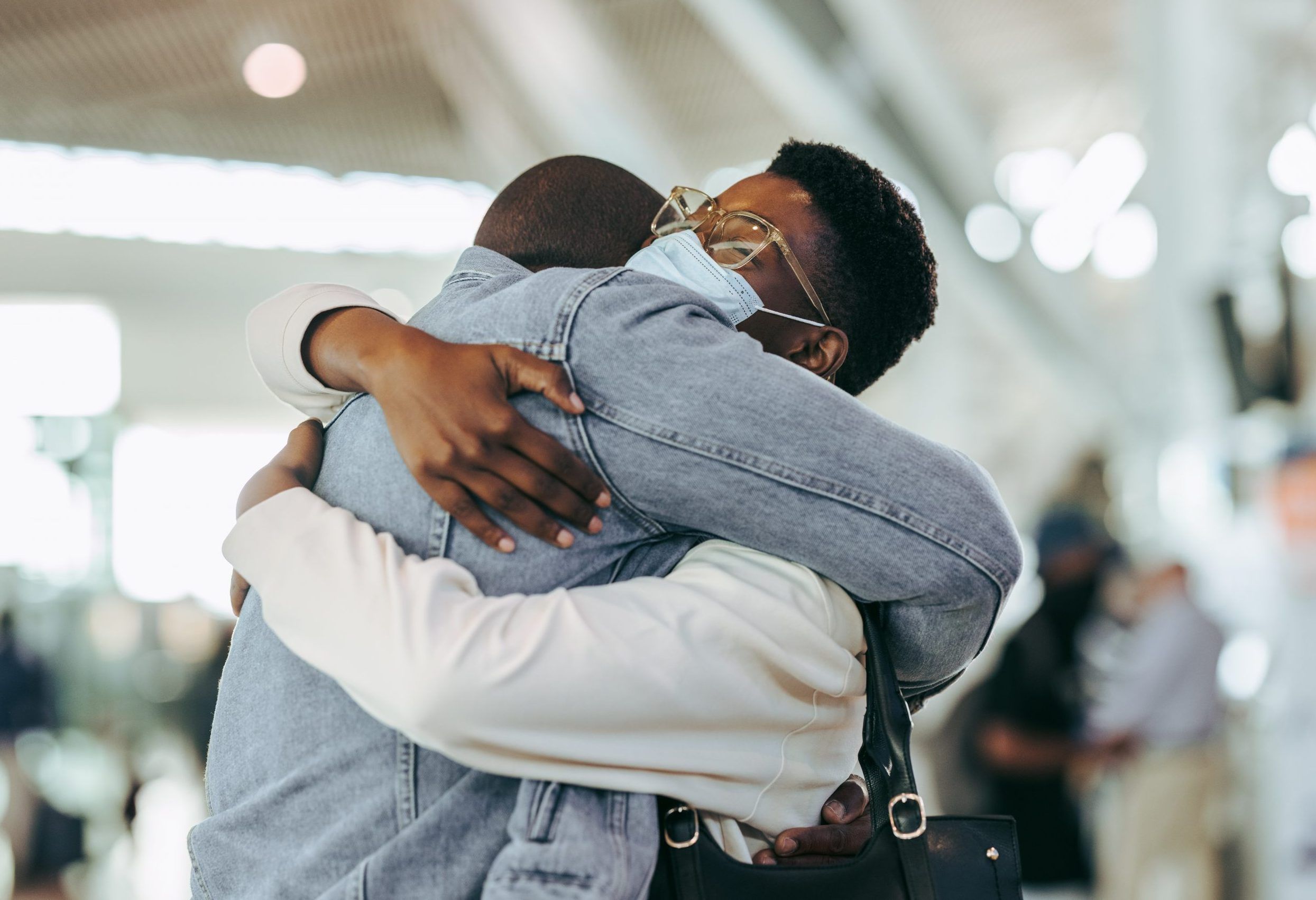 Come give us a hug! Our nation can use one right now | Toronto Sun