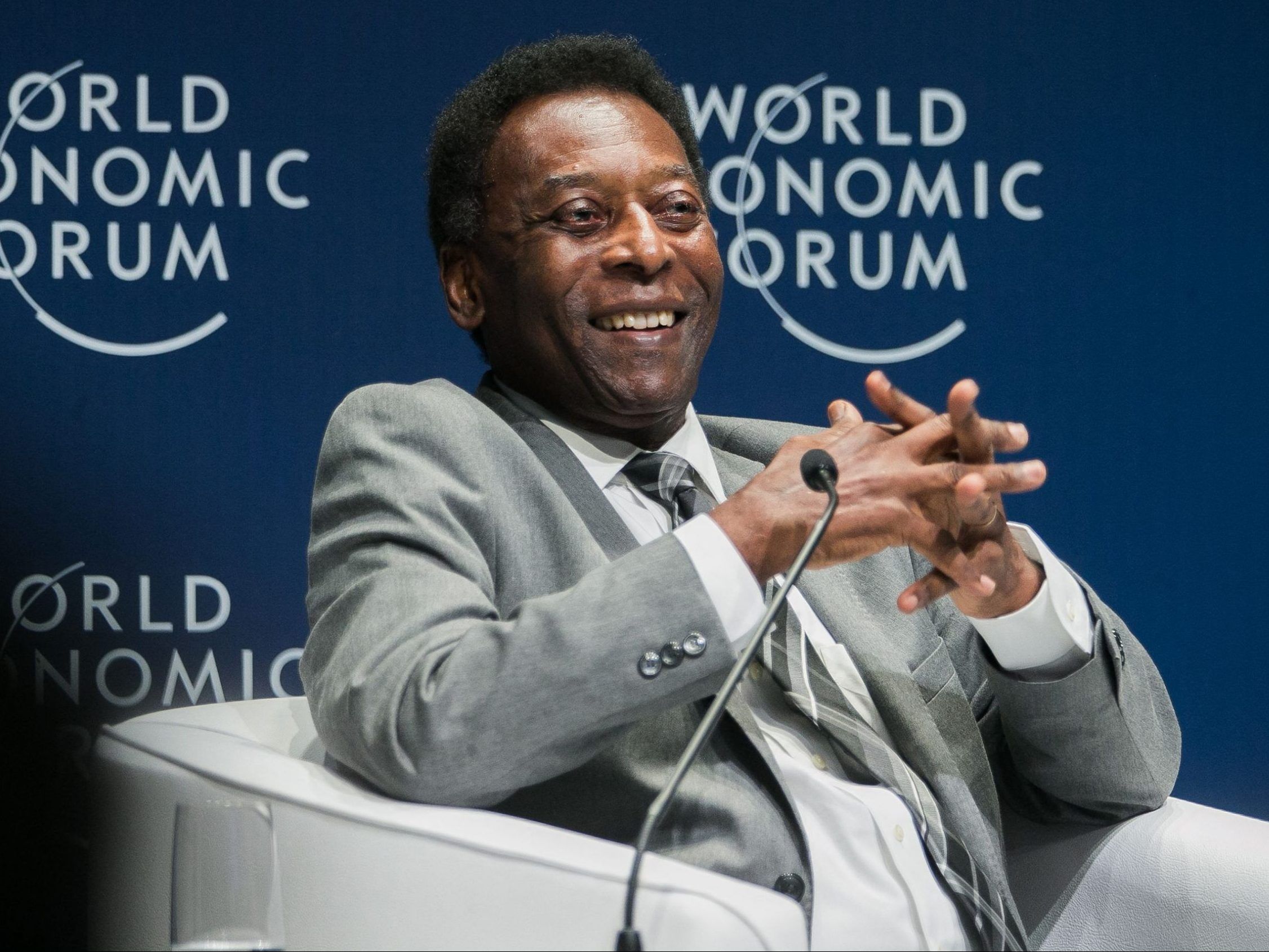 Pele recovering in hospital following removal of tumour | Toronto Sun