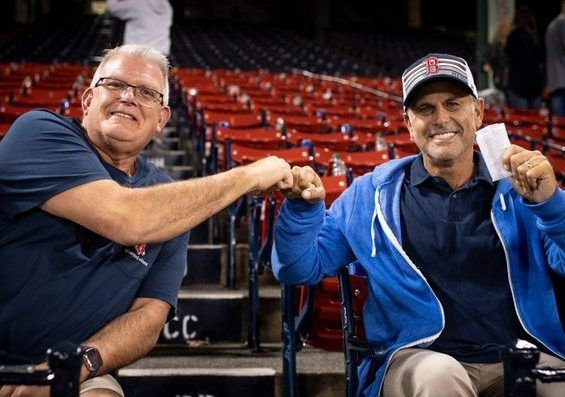 Strangers split raffle tickets at Red Sox game -- and hit the jackpot ...