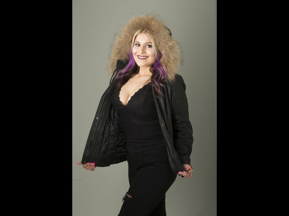 SUNshine Girl Desiree | Toronto Sun